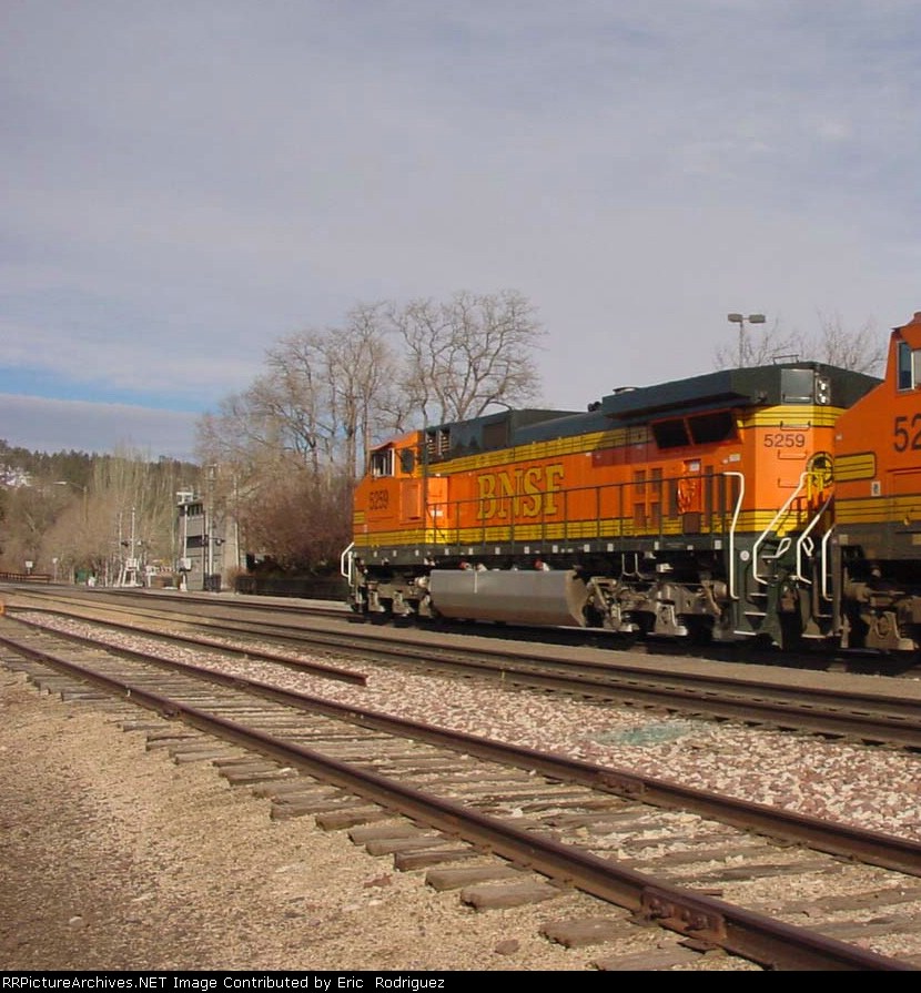 BNSF 5259